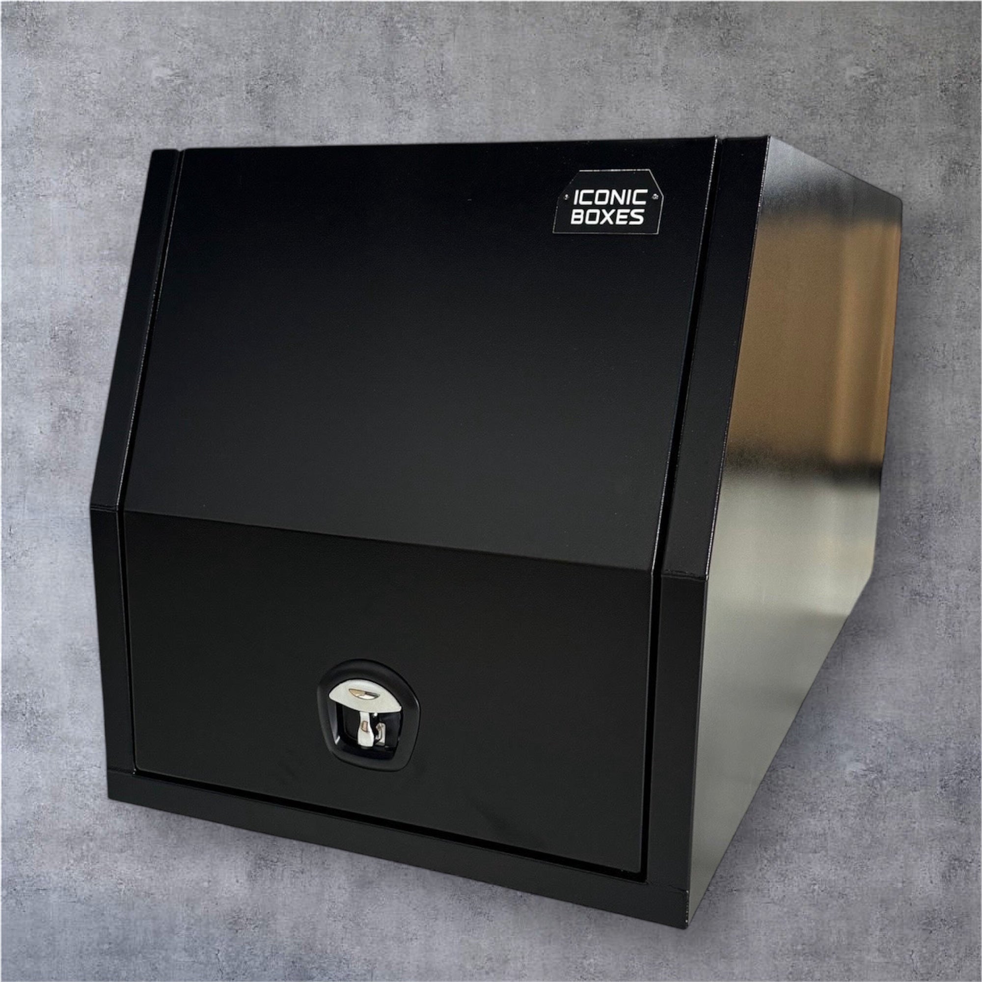 1000mm Aluminium Canopy – Iconic Boxes